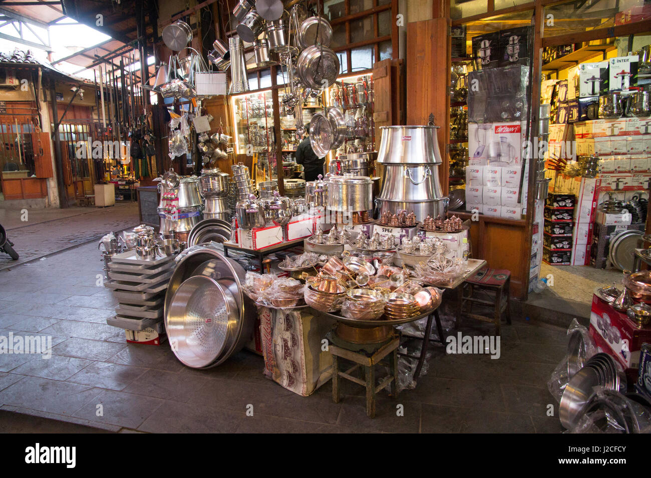 Turkey, Gaziantep, Medina, shops in old bazaar of Zincirli Bedesten ...