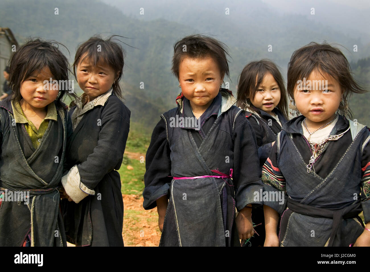 Montagnard women hi-res stock photography and images - Alamy