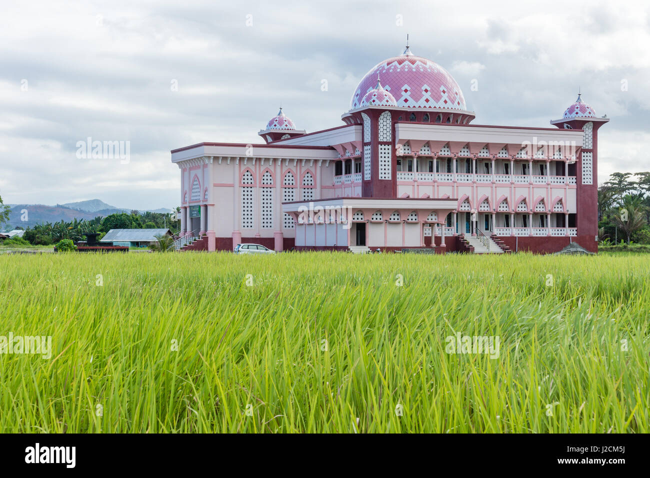 Indonesia, Maluku Utara, Kabupaten Halmahera Timur, mosque in the ...