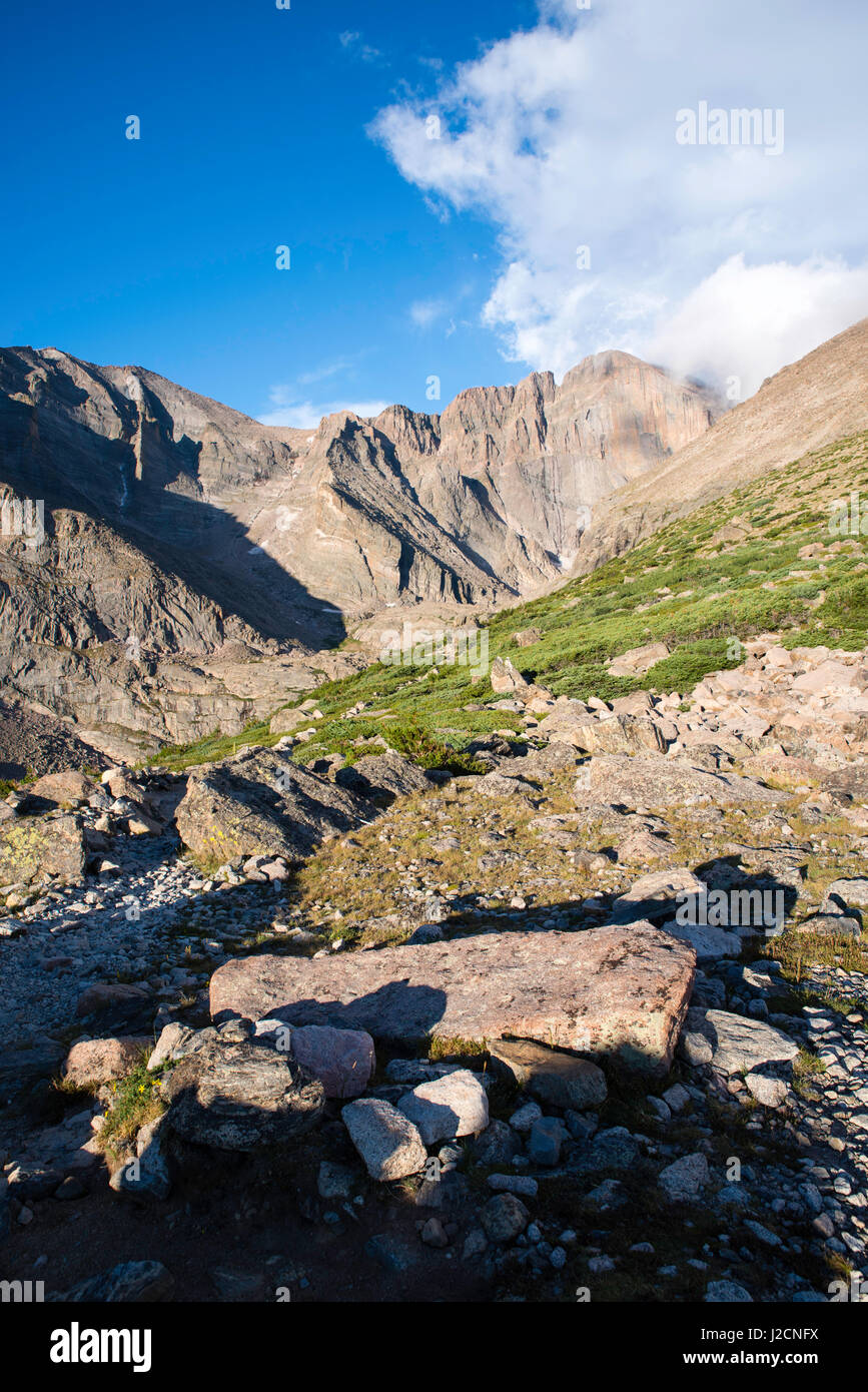 Morning view on the way up the Longs Peak, Keyhole Route, Rocky ...