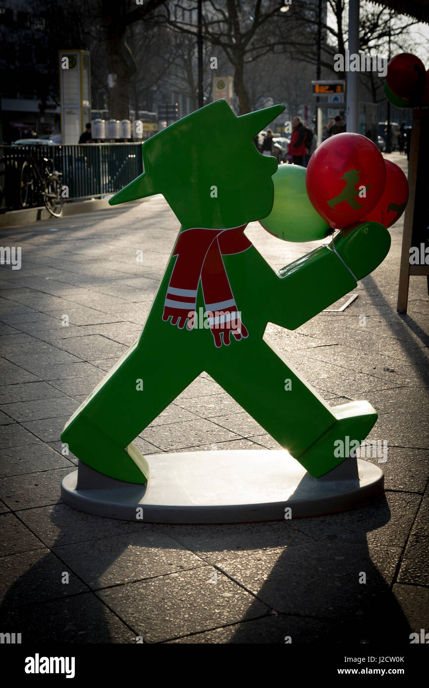 Ampelmann statue hi-res stock photography and images - Alamy