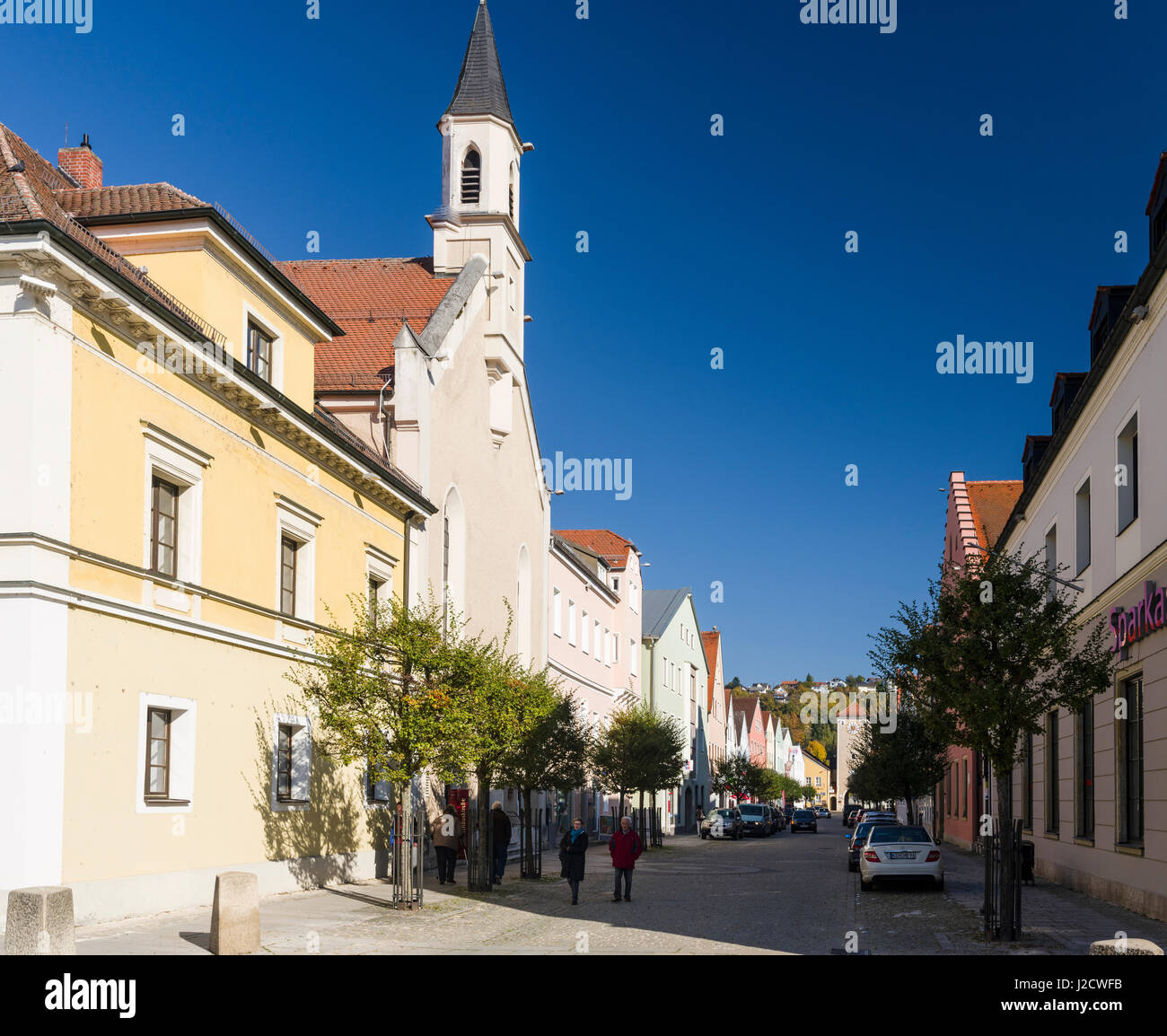 Kehlheim at the banks of the Danube. Medieval old town. Germany (Large ...