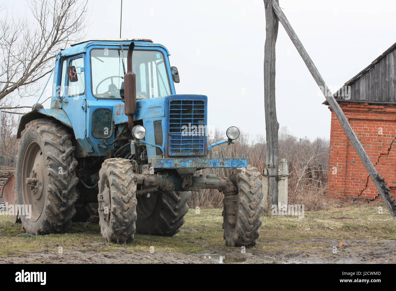 Russia farming village hi-res stock photography and images - Alamy