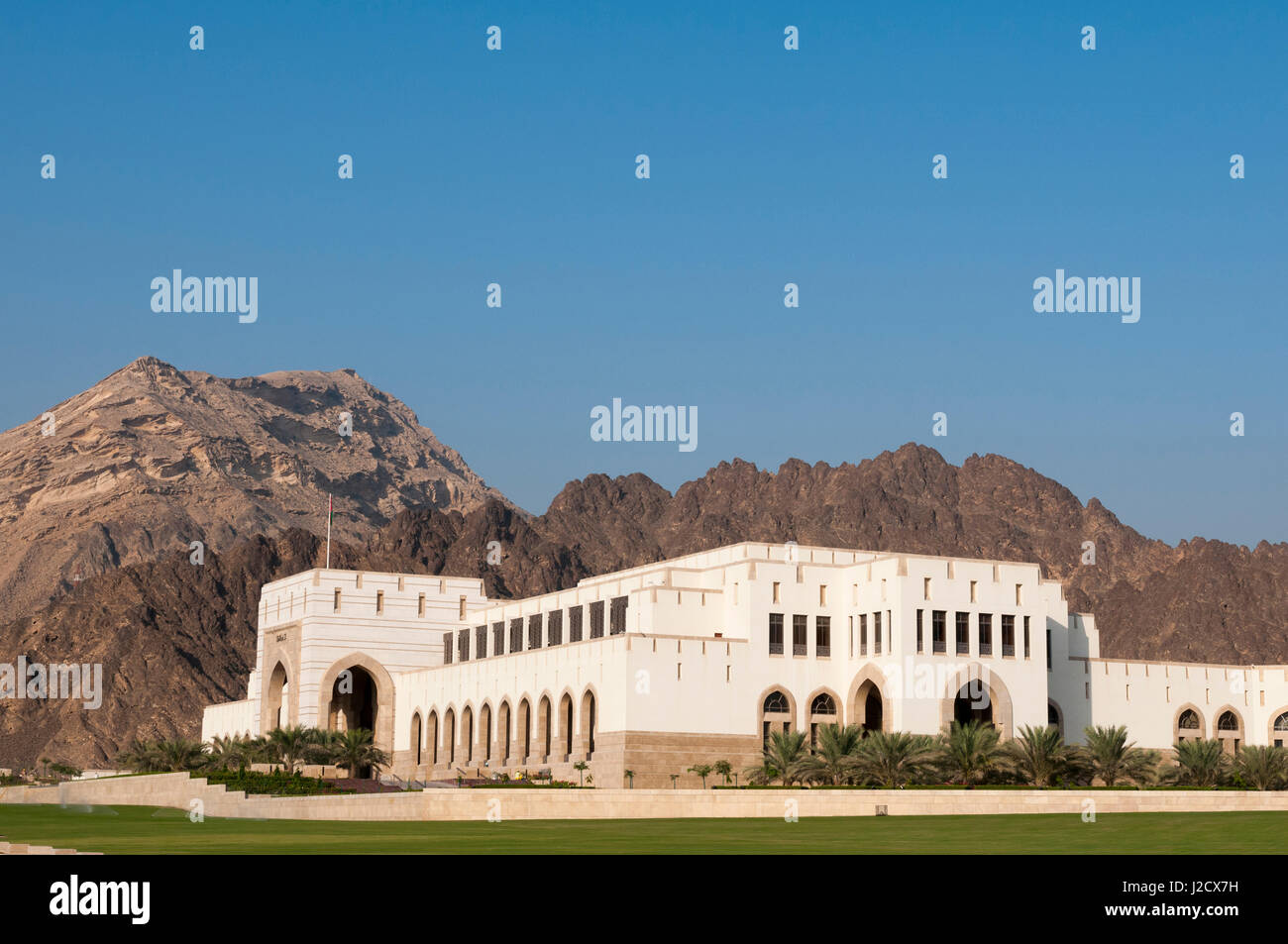 Muscat parliament hi-res stock photography and images - Alamy