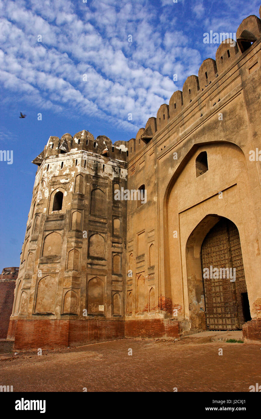 Lahore Fort constructed by Mughal emperor in Lahore, Pakistan Stock ...