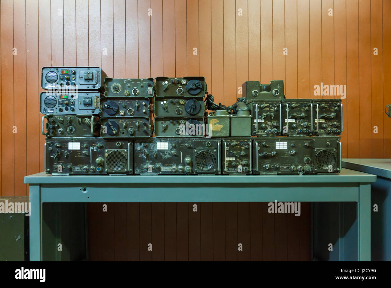 Underground communication bunker us hi-res stock photography and images ...