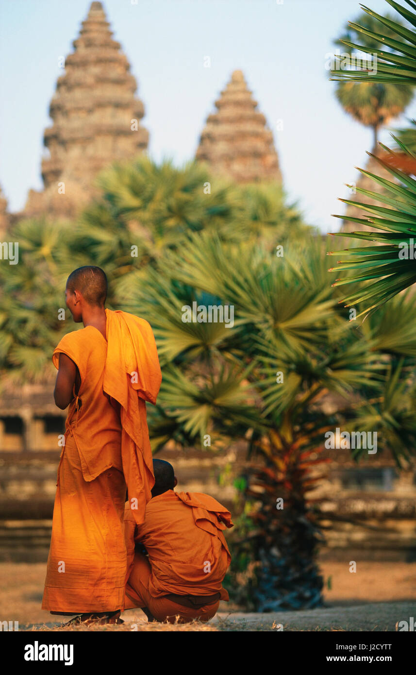 Monks, Angkor Wat, Cambodia Stock Photo - Alamy