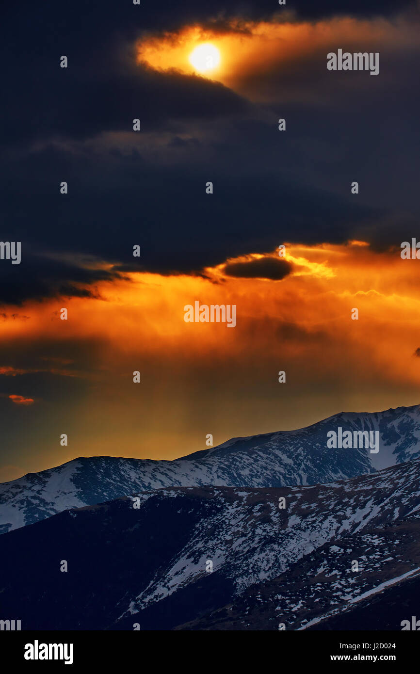 Spring sunset in the Parang mountain range, Romania Stock Photo - Alamy
