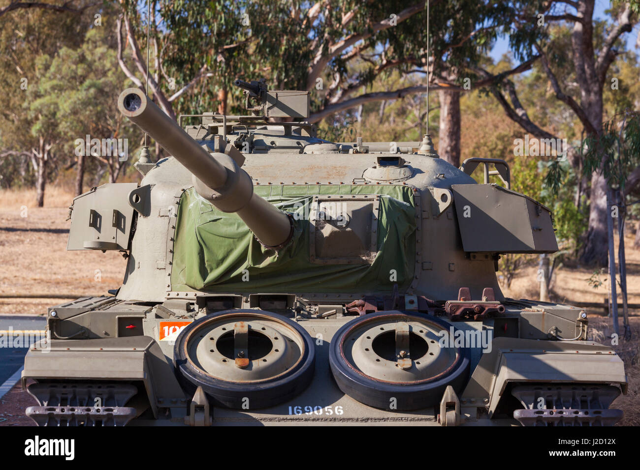 Ww2 era british centurion tank hi-res stock photography and images - Alamy