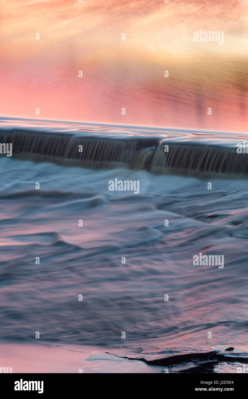 Ontario detail sunset reflections hi-res stock photography and images ...