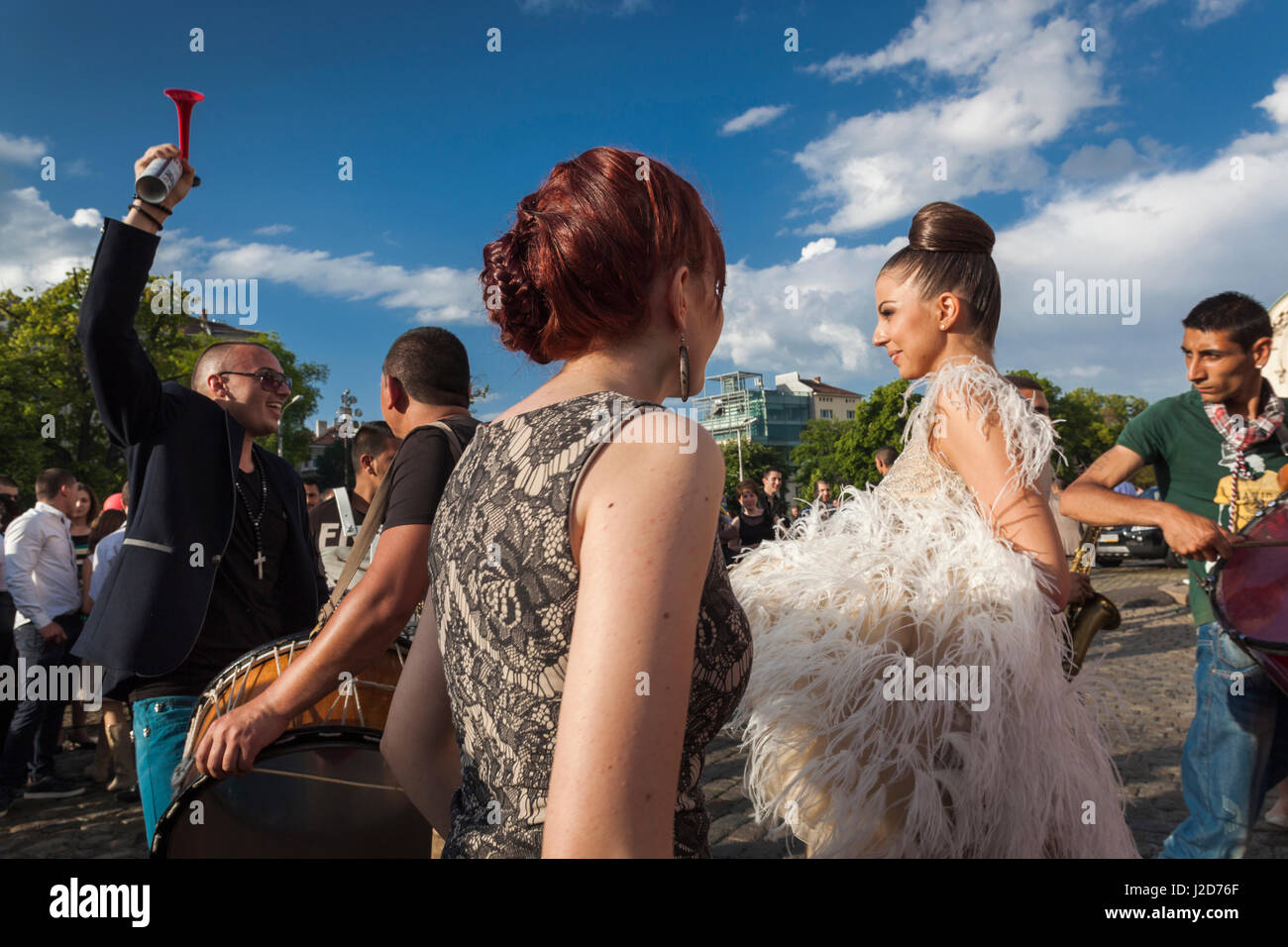 High school prom dancing hi-res stock photography and images - Alamy
