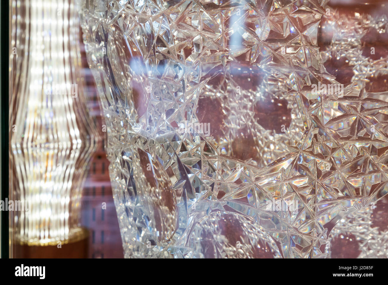 Cut crystal hi-res stock photography and images - Alamy