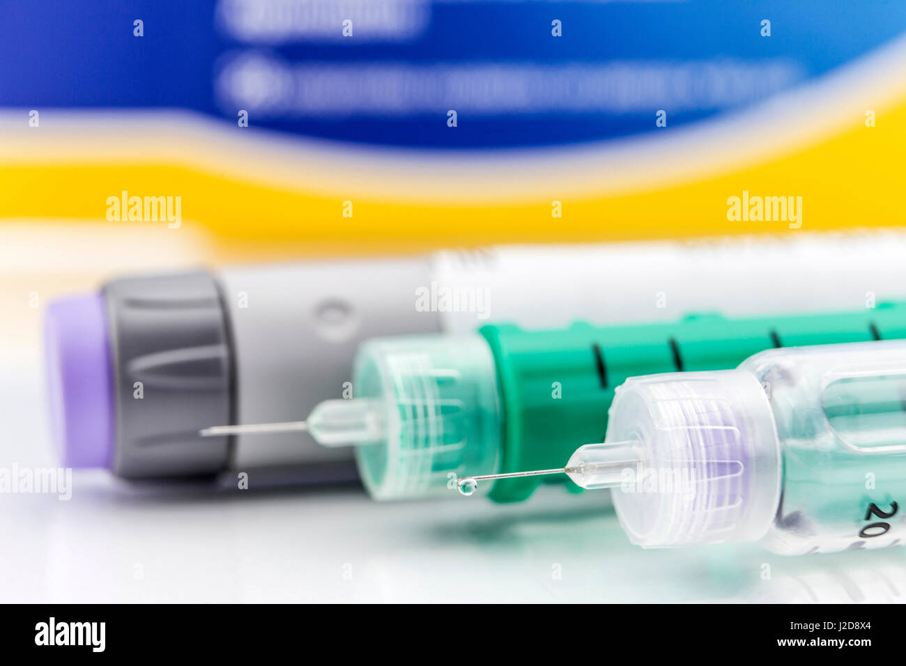 Insulin needle hi-res stock photography and images - Alamy