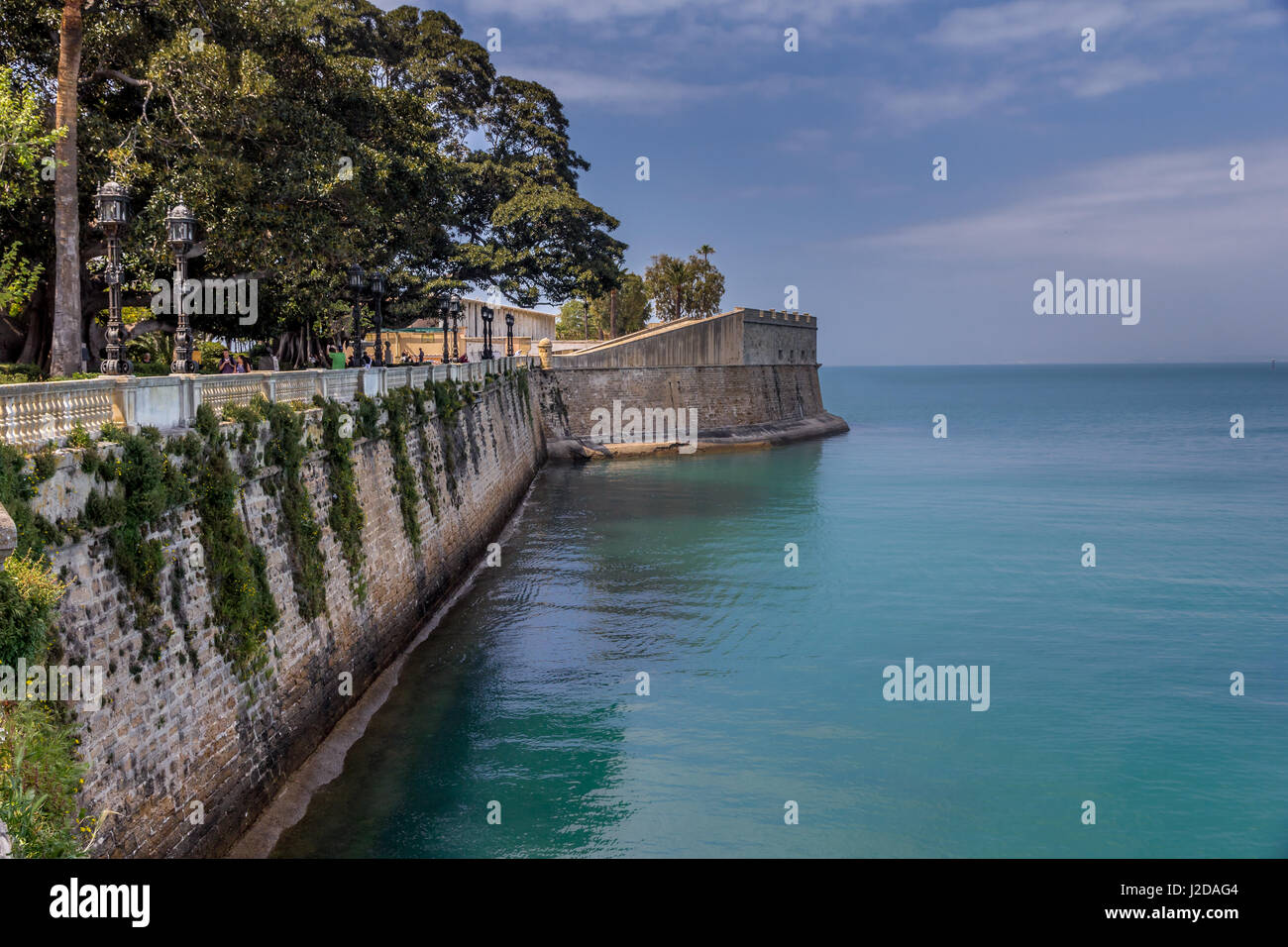 Cadiz fort hi-res stock photography and images - Alamy