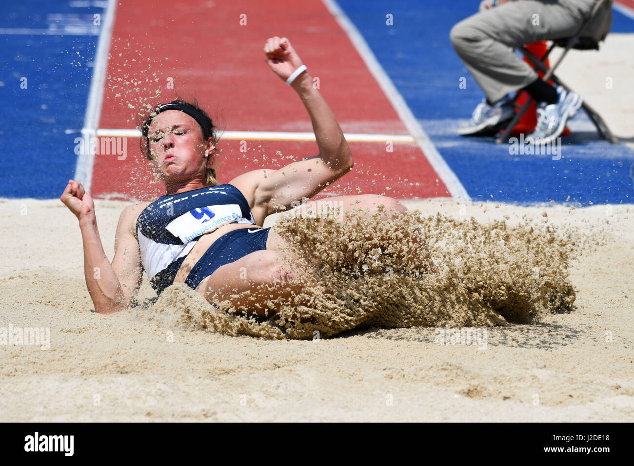 Philadelphia, Pennsylvania, USA. 27th Apr, 2017. MADELINE HOLMBERG (9 ...