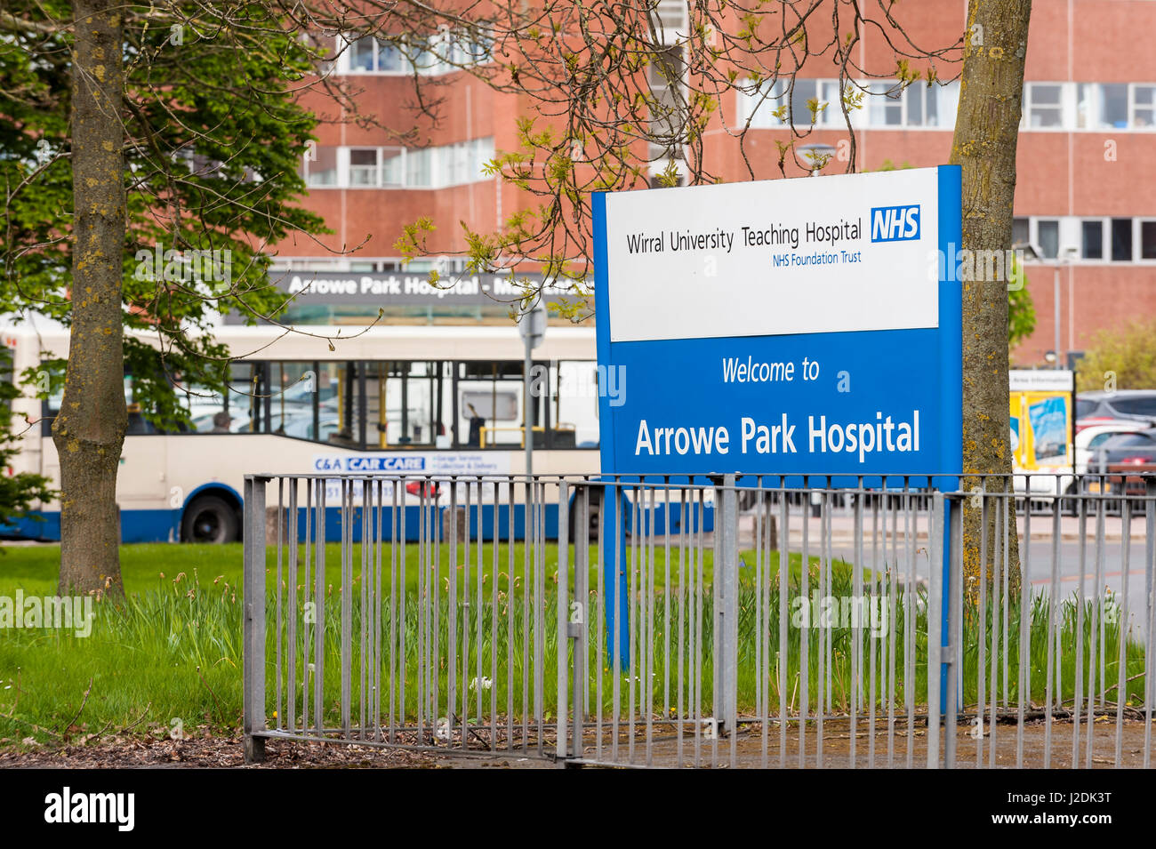 Wirral hospital hi-res stock photography and images - Alamy