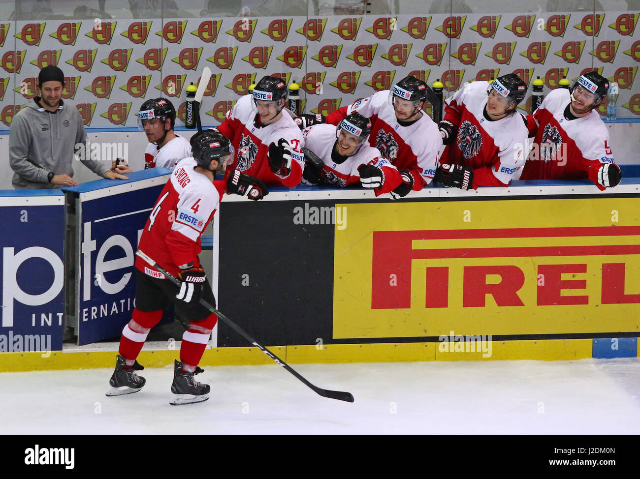 Steven strong hi-res stock photography and images - Alamy