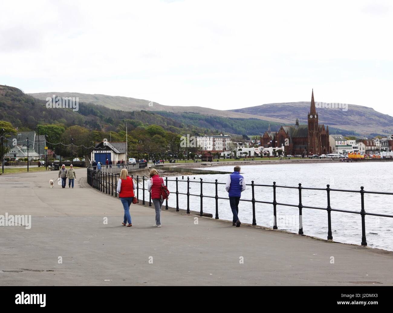 Largs, UK. 28th Apr, 2017. Bright blustery day on Largs seafront ...