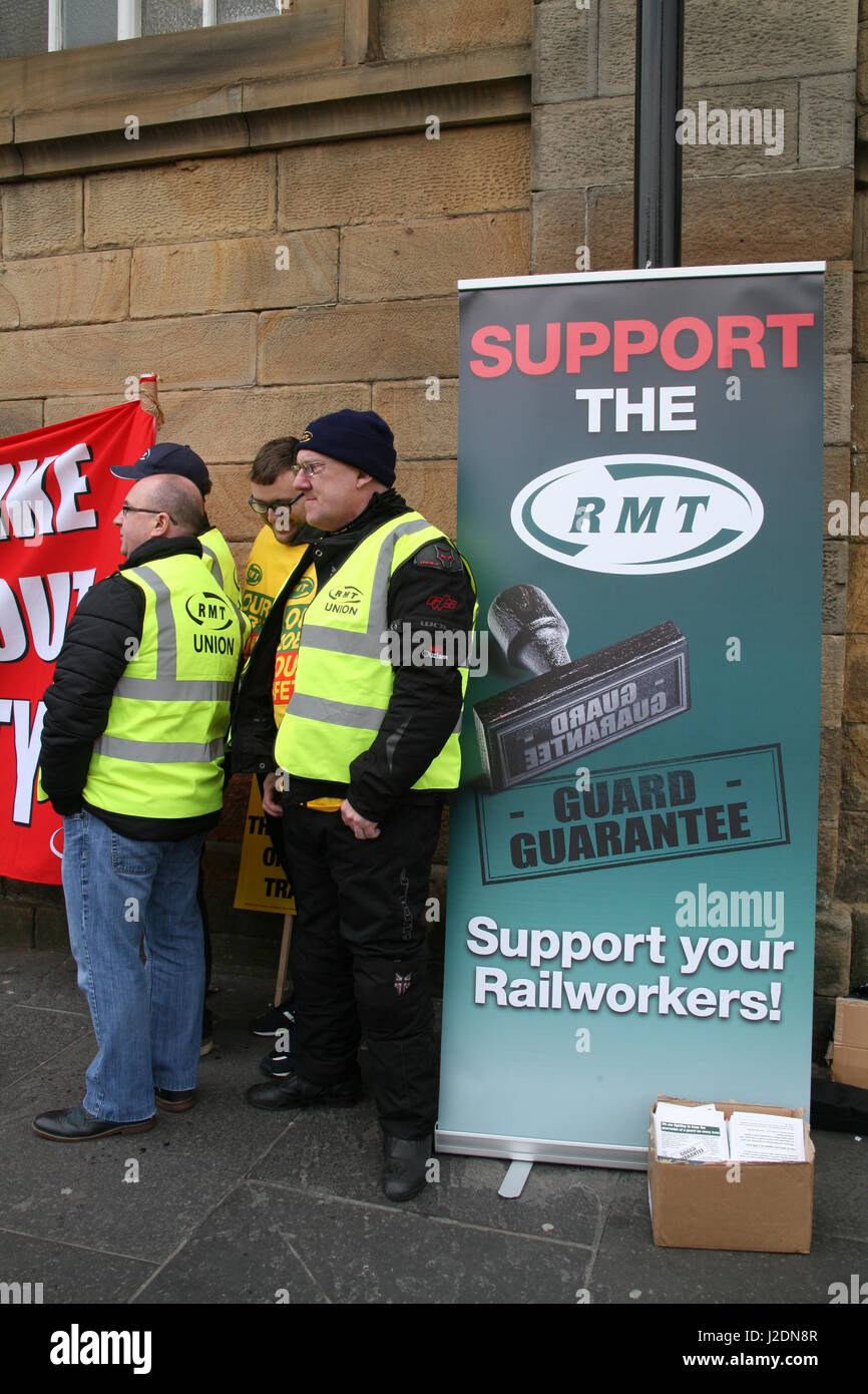 Northern rail guards strike hi-res stock photography and images - Alamy