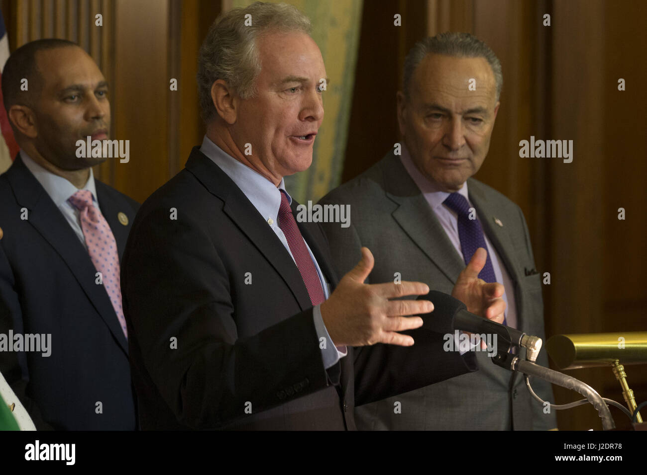 Washington, DC, USA. 28th Apr, 2017. Senator CHRIS VAN HOLLEN (D-MD ...