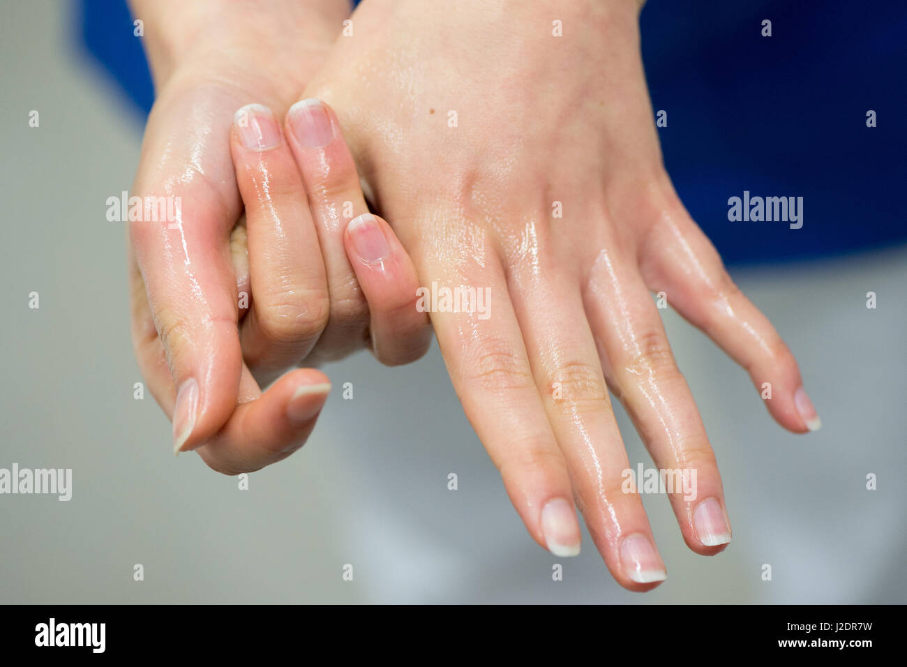 Mrsa screening hi-res stock photography and images - Alamy