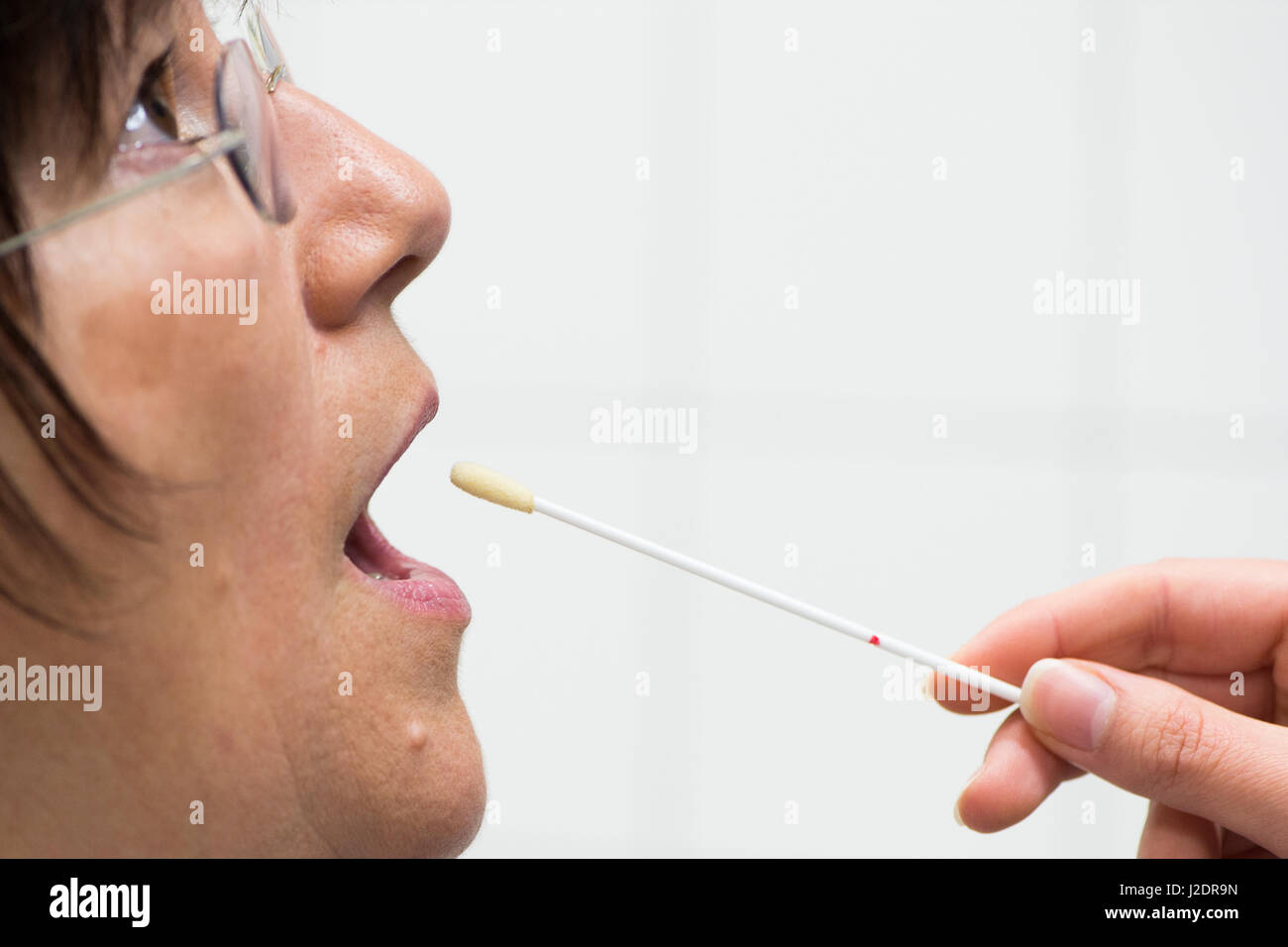 Mrsa screening hi-res stock photography and images - Alamy