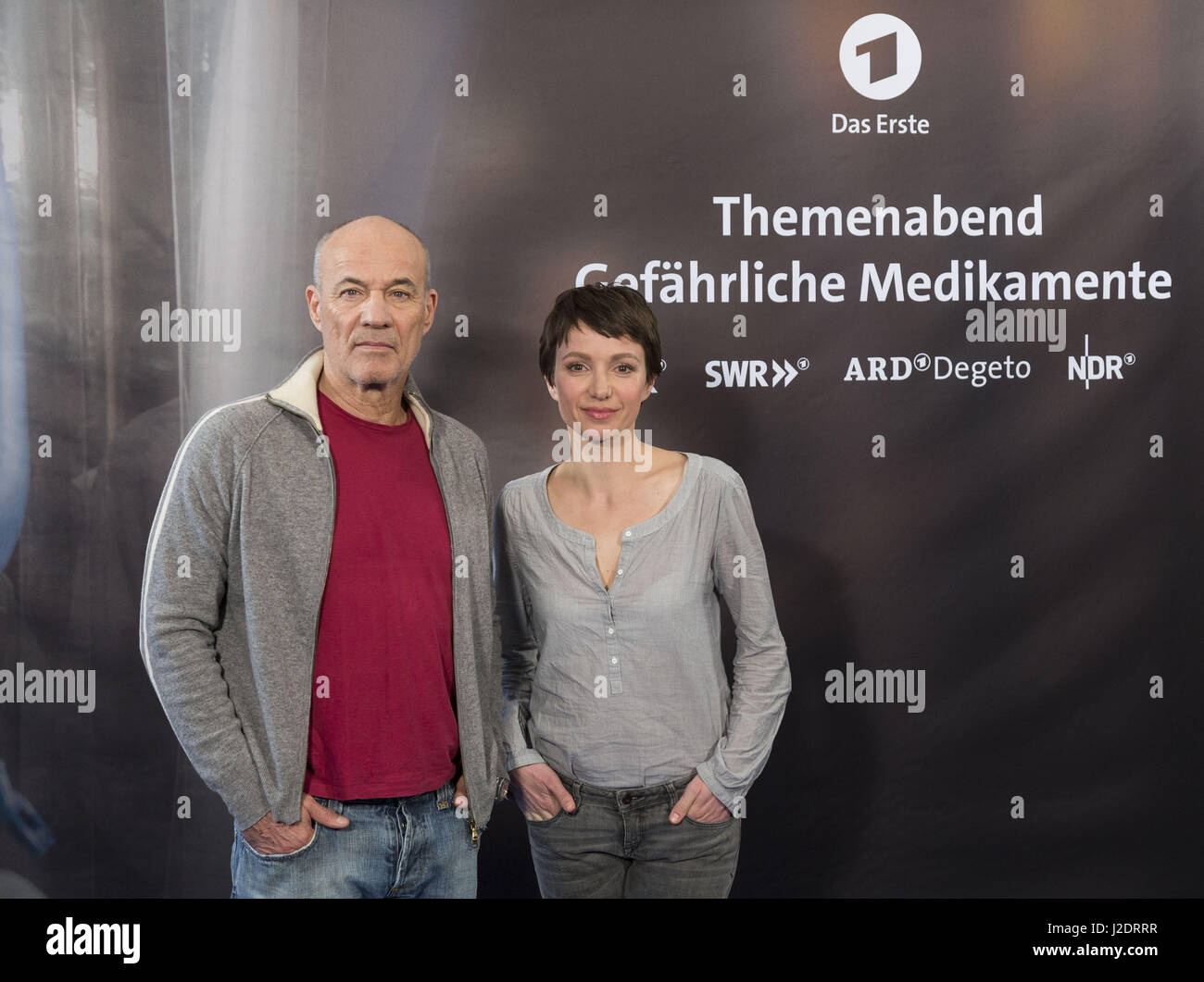 Press conference theme evening - 'Gefährliche Medikamente' with the ARD - Movie 'Nachschatten ...