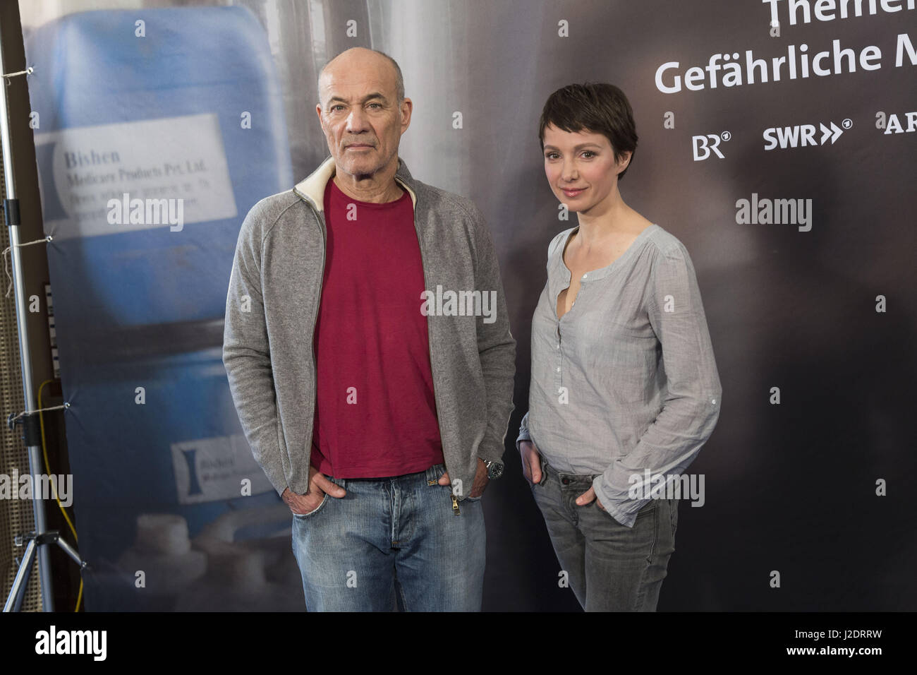 Press conference theme evening - 'Gefährliche Medikamente' with the ARD - Movie 'Nachschatten ...
