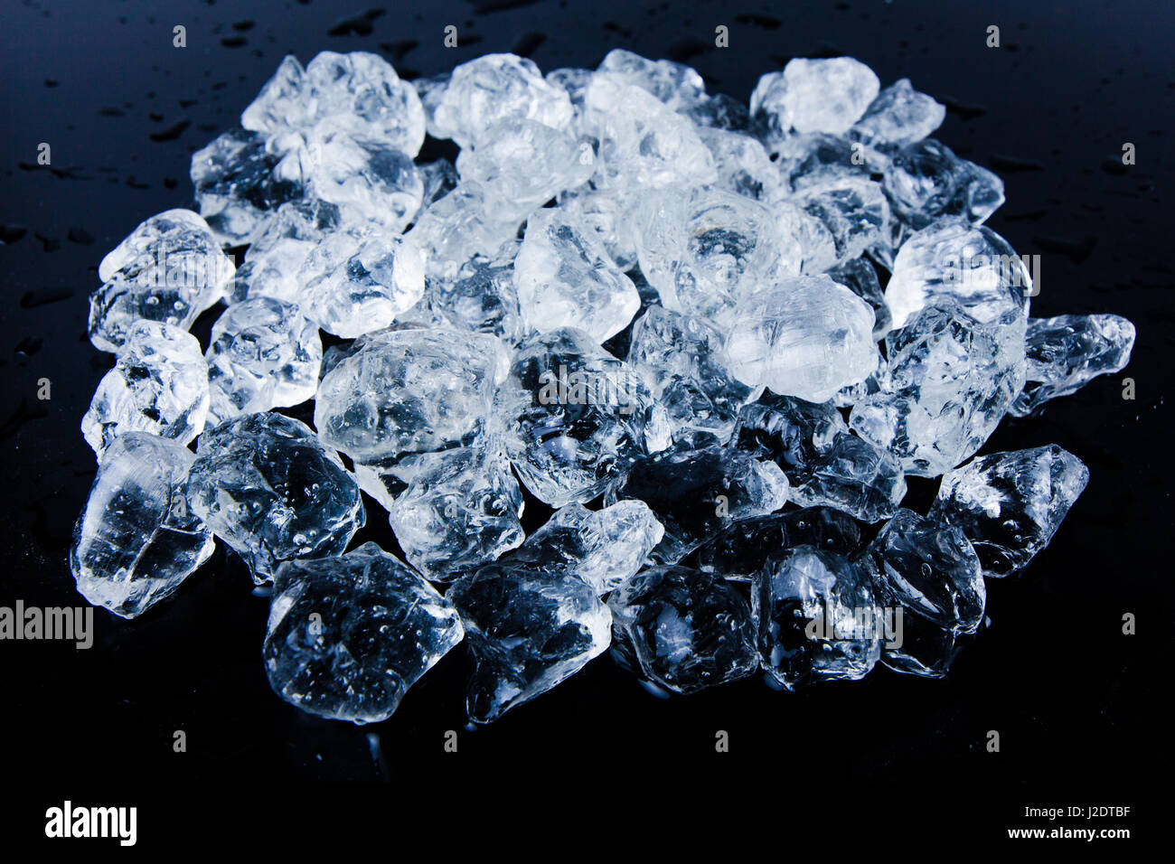 Beautiful Ice cubes. White crystals Stock Photo - Alamy