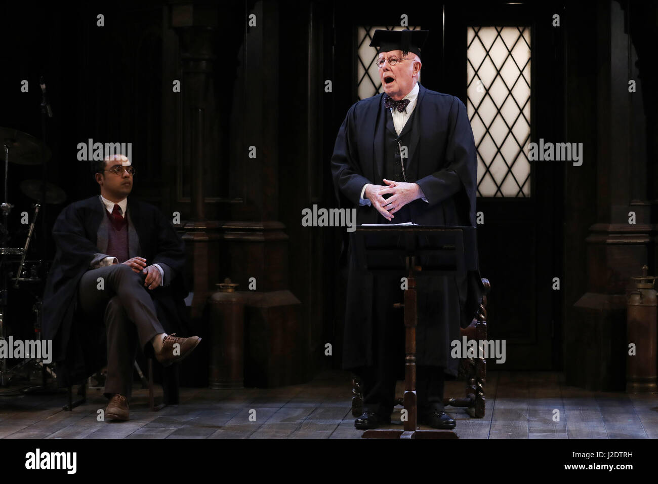 Alan lee phillips hi-res stock photography and images - Alamy