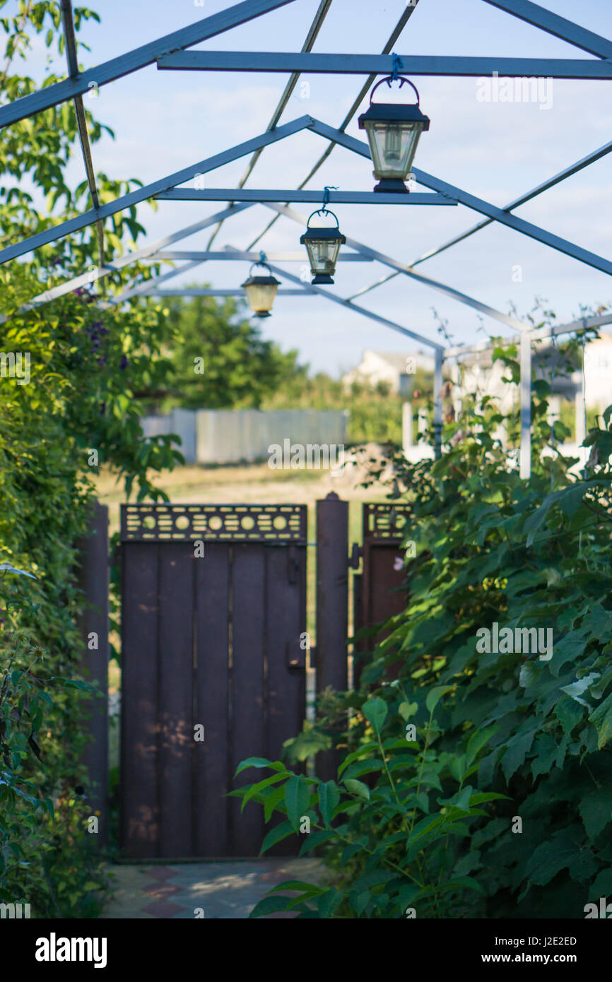 Wrought iron railings and gates hi-res stock photography and images - Alamy