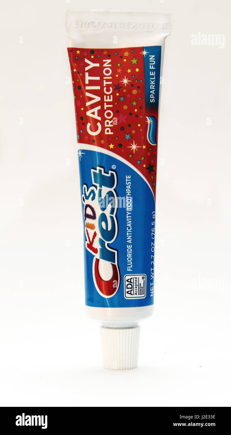 Red white blue toothpaste hi-res stock photography and images - Alamy