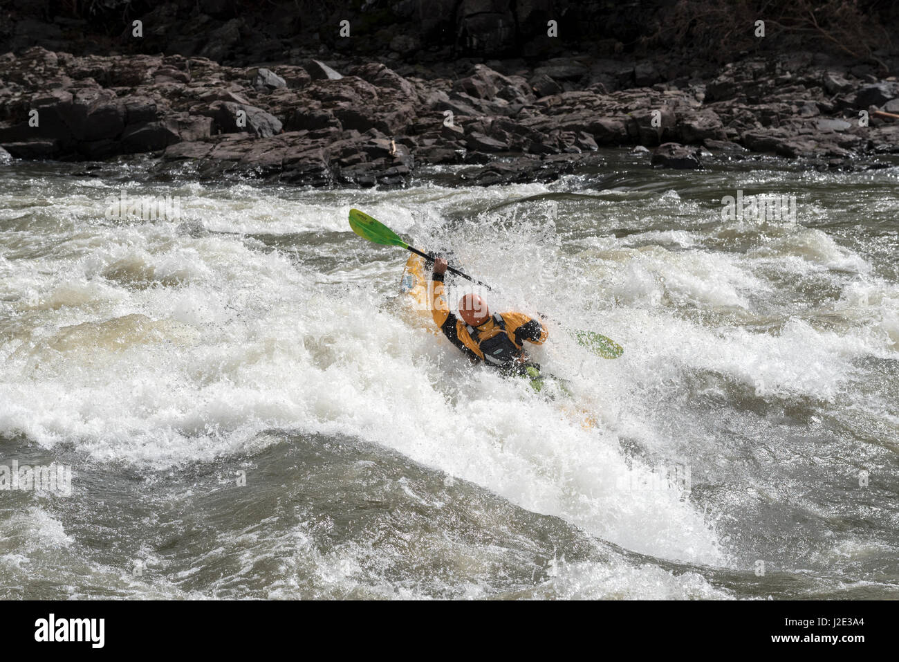 Kayaking The Narrows on the Grande Ronde River in Southeast Washington ...