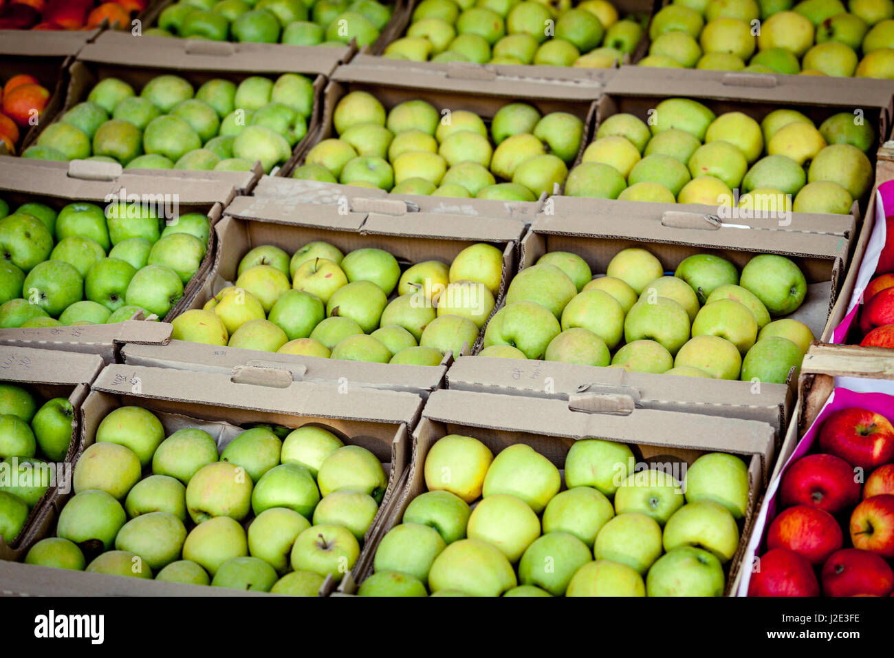 apples background. Apples at the market Stock Photo - Alamy