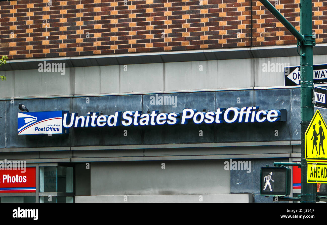 Post office sign united states hi-res stock photography and images - Alamy