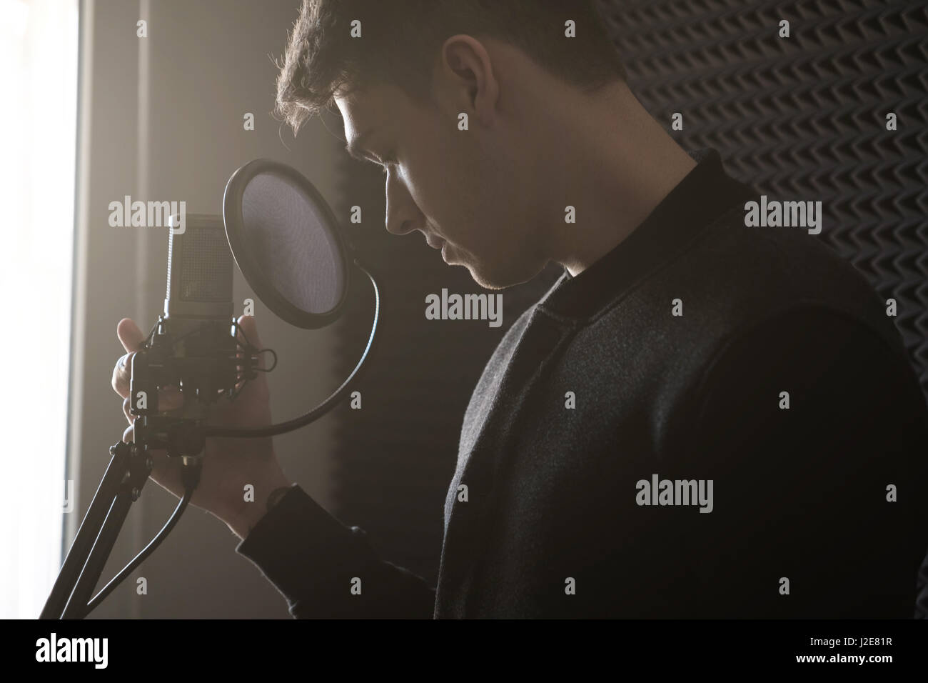 Bending from the side hi-res stock photography and images - Alamy