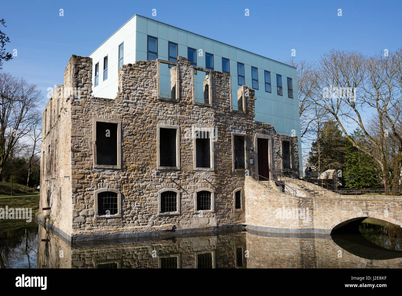 Museum underground, MuT, castle ruin House Weitmar with cube, Bochum ...
