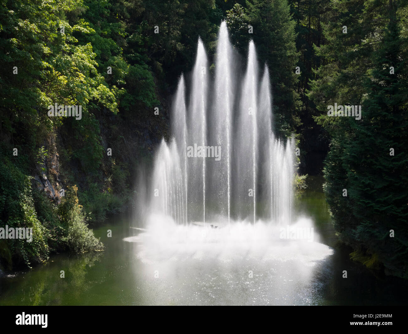Canada, British Columbia, Victoria, Butchart Gardens, Ross Fountain ...