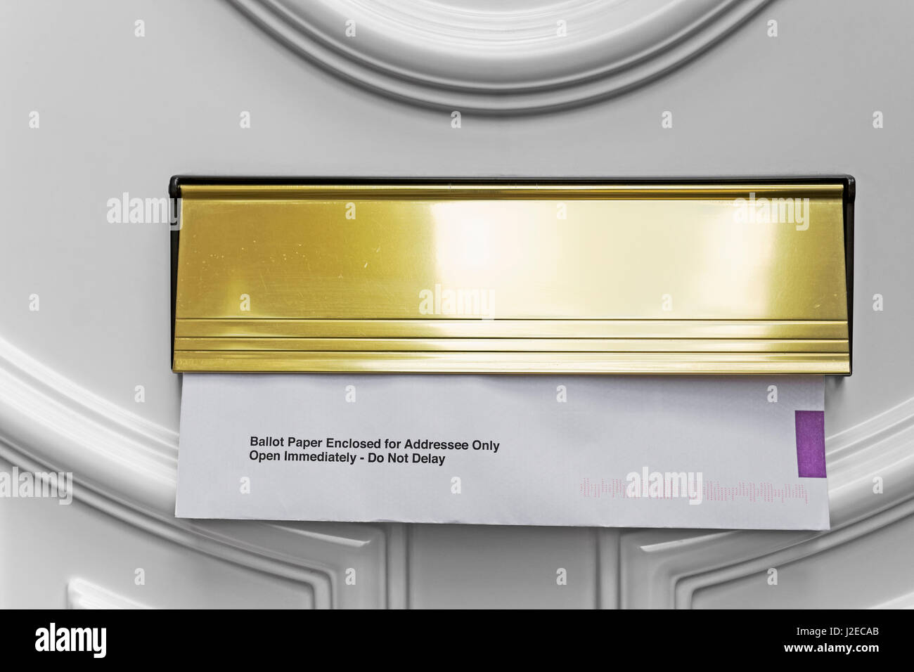 Ballot papers uk hi-res stock photography and images - Alamy