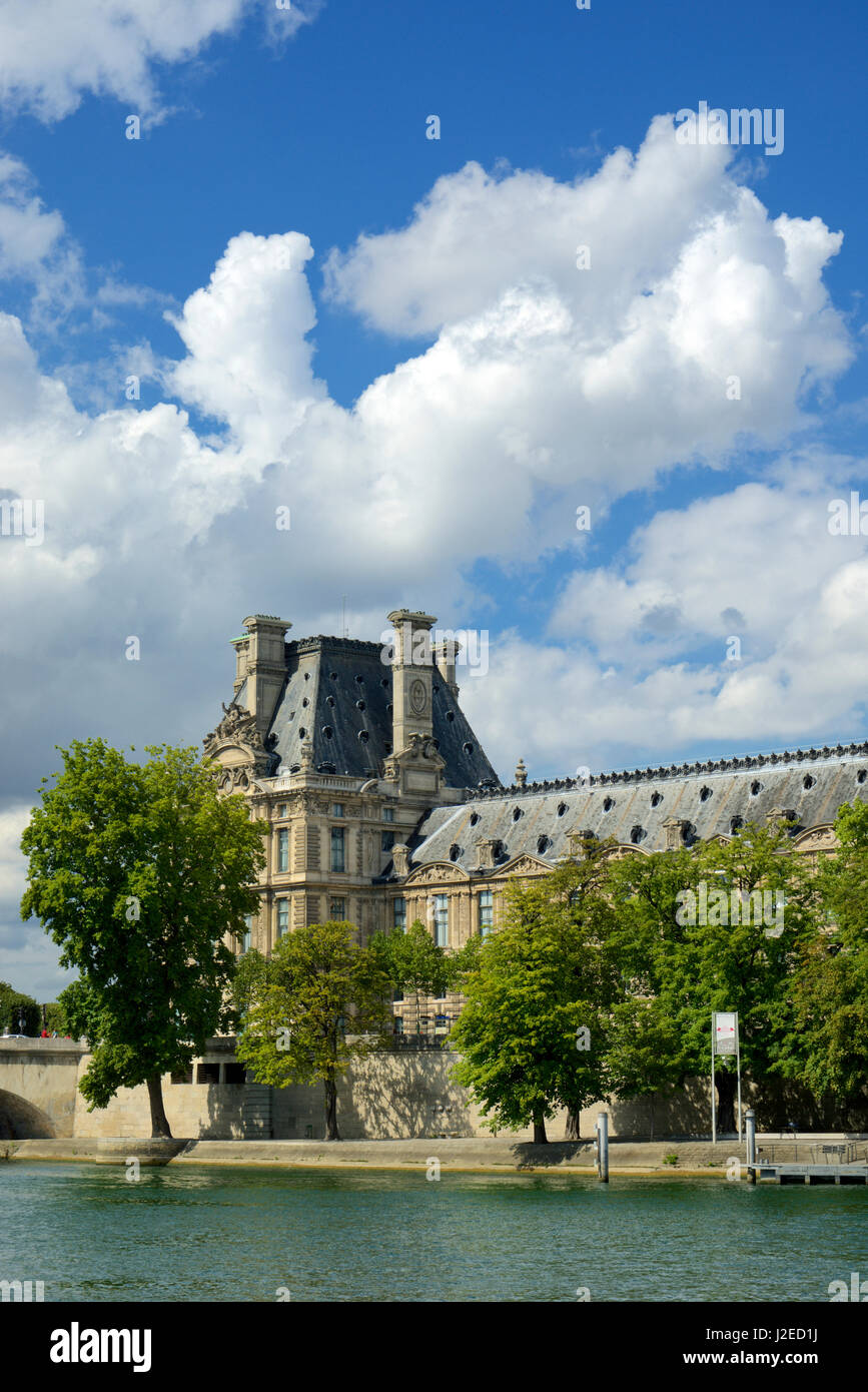 Louvre palace large format sizes hi-res stock photography and images ...