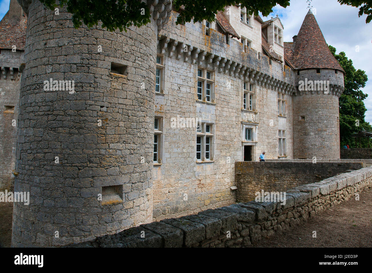 Bergerac vineyard chateau hi-res stock photography and images - Alamy