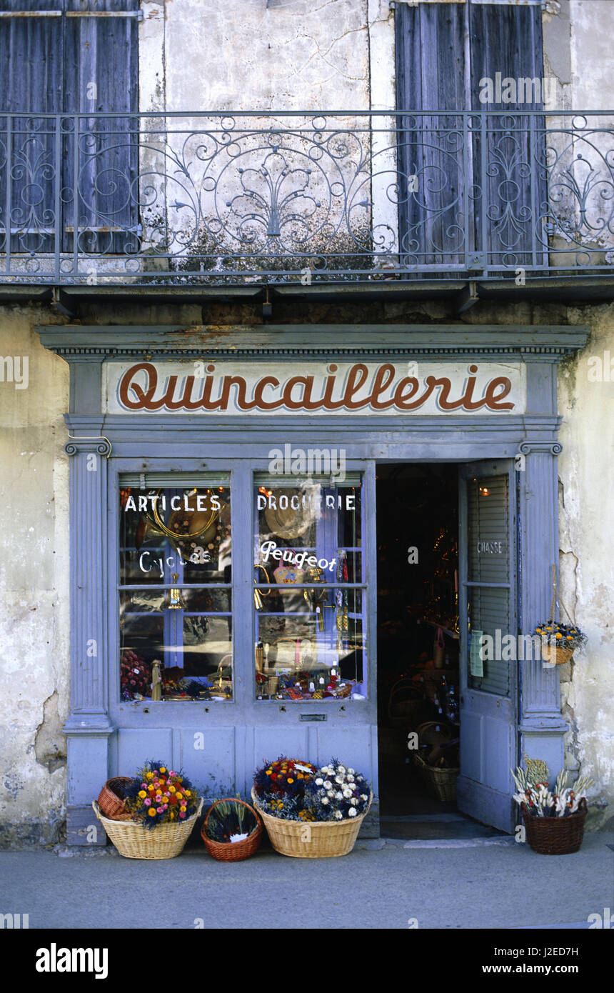 Shop front in Provence, France Stock Photo - Alamy