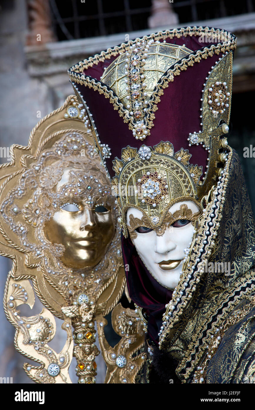 Venice, Italy. Mask and Costumes at Carnival Stock Photo - Alamy