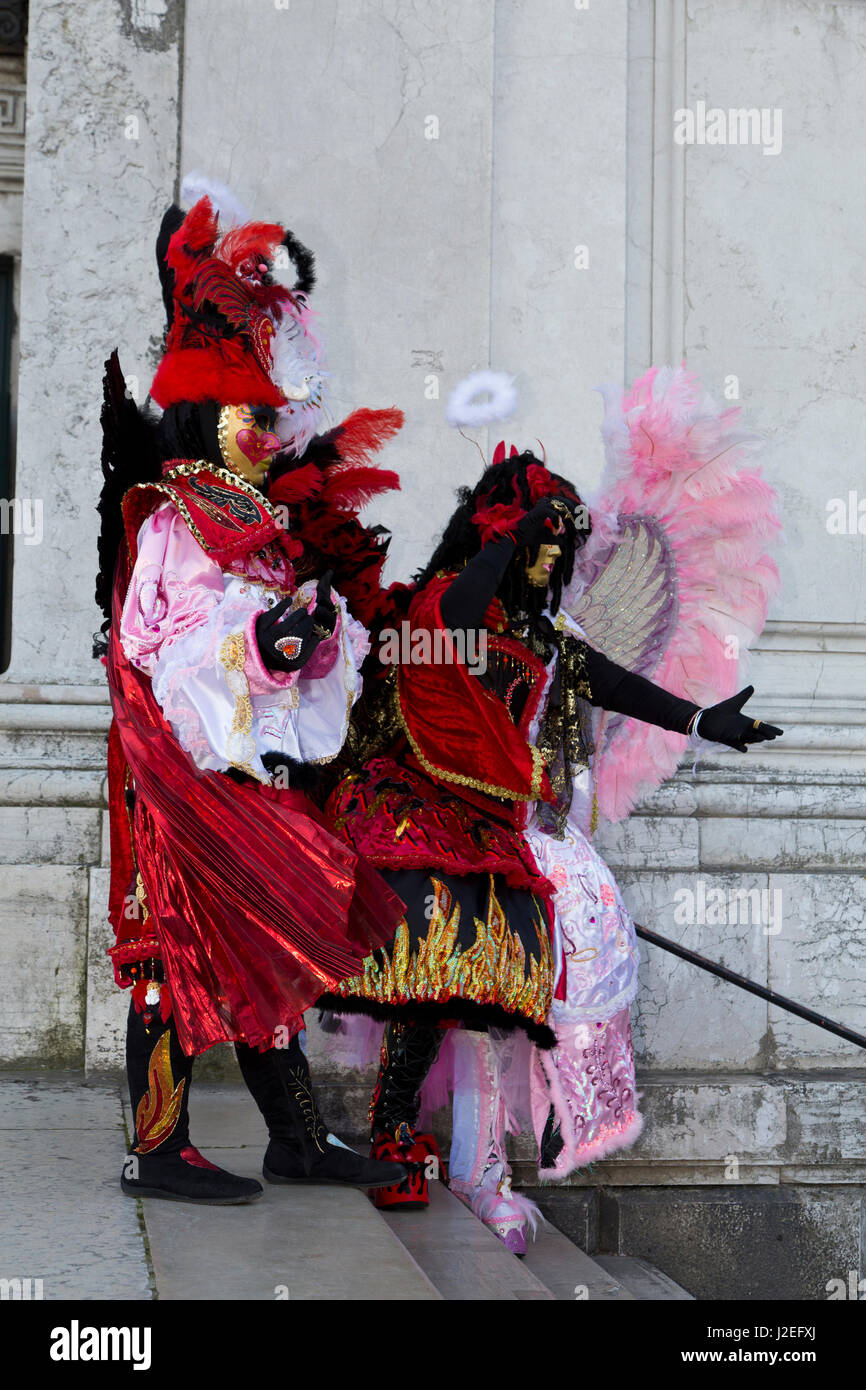 Venice, Italy. Mask and Costumes at Carnival Stock Photo - Alamy