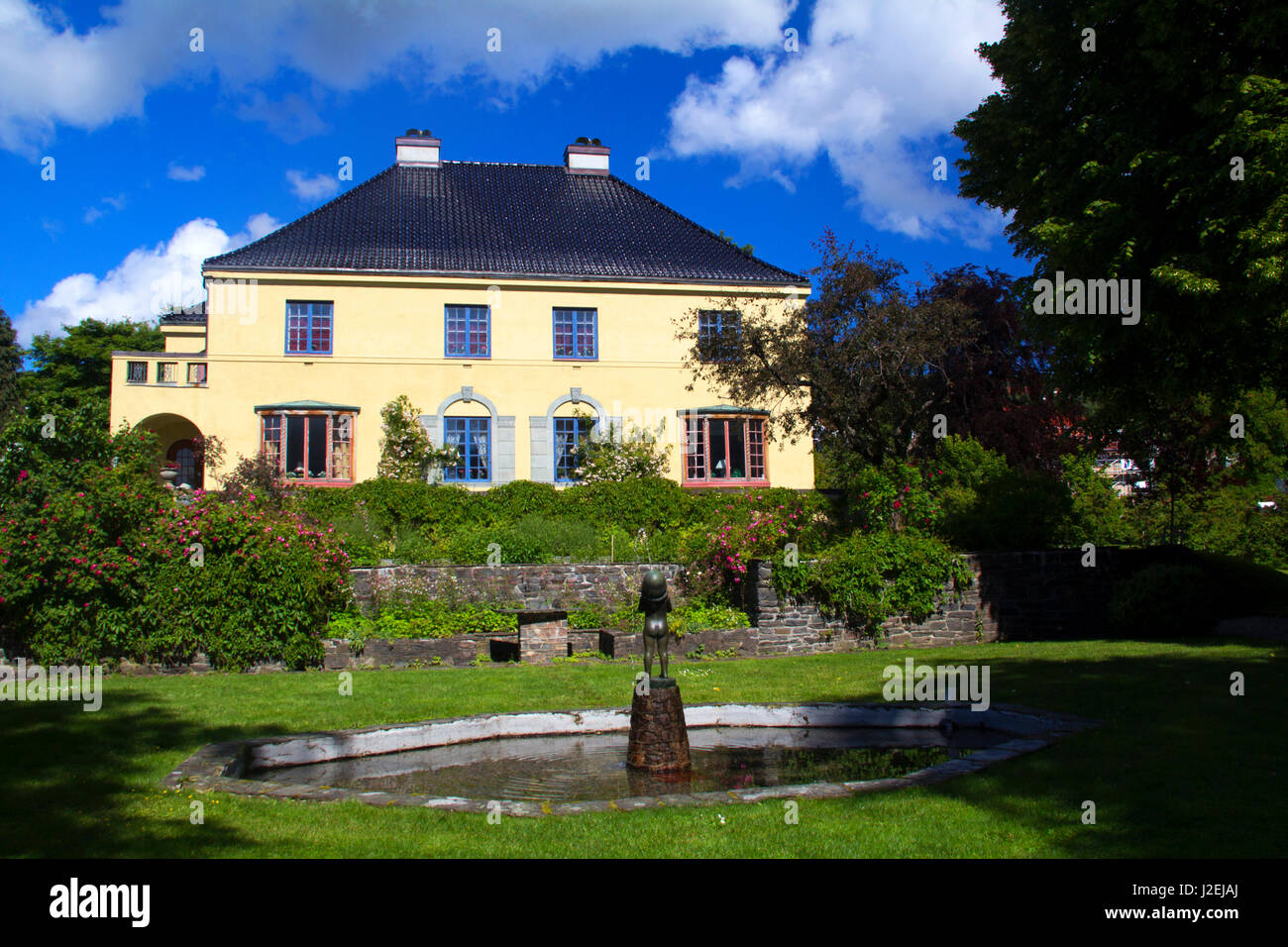 Molde garden in molde hi-res stock photography and images - Alamy Molde garden in molde hi-res stock photography and images - Alamy