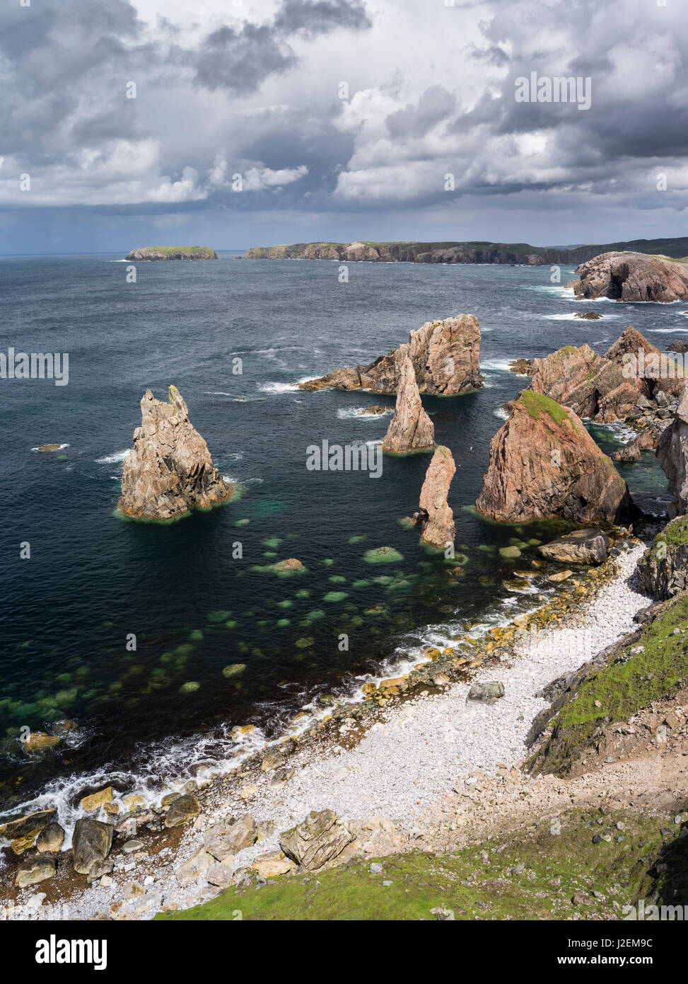 The cliffs sea stacks near mangersta hi-res stock photography and ...