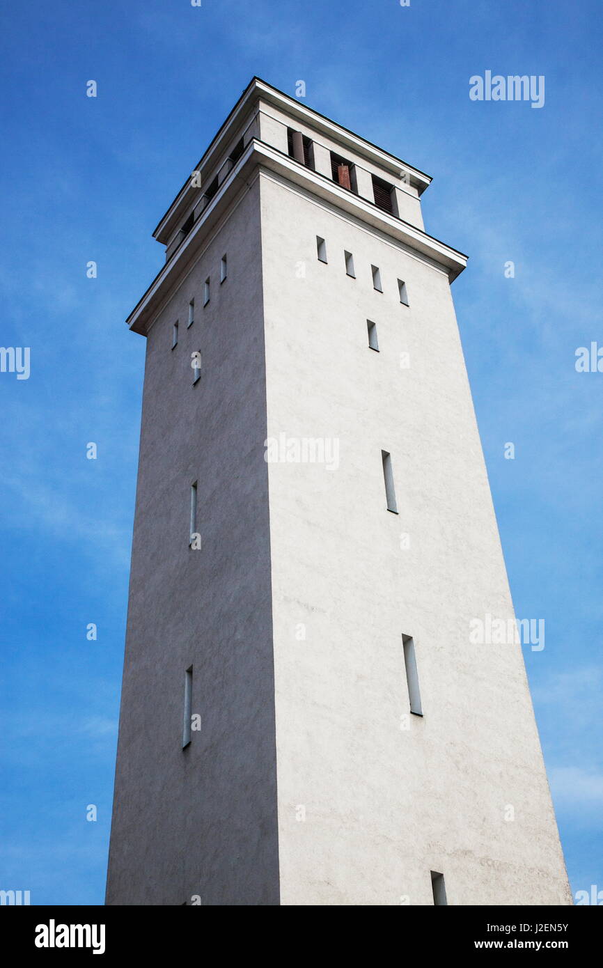 Towering tower hi-res stock photography and images - Alamy