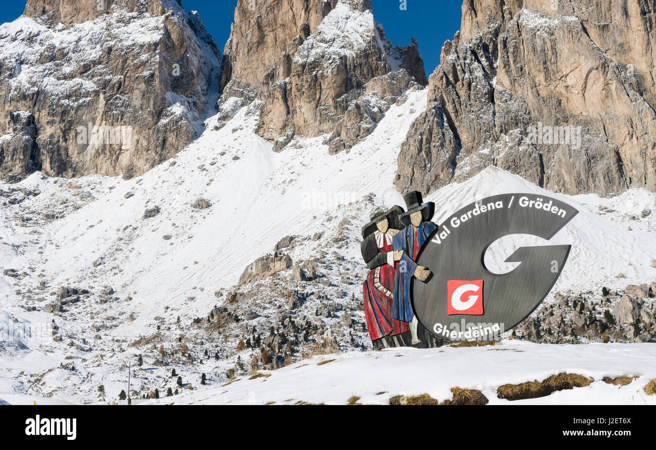 Mountain Pass Sellajoch, Passo Sella in the Dolomites of South Tyrol ...