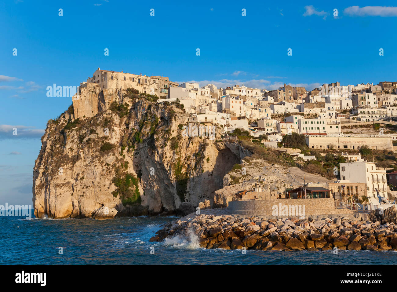 Coastal village of Peschici, Promontorio del Gargano, Puglia, Italy ...