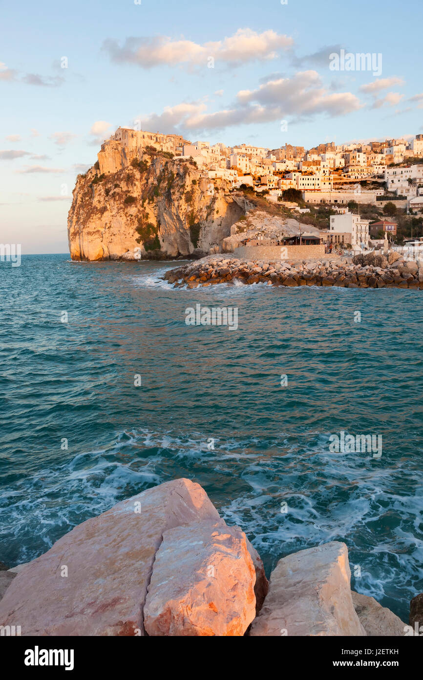 Coastal village of Peschici, Promontorio del Gargano, Puglia, Italy ...